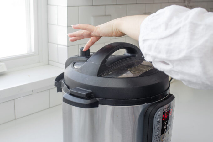 Easy Instant Pot Chicken Bone Broth Recipe - Pressure Cooker Broth